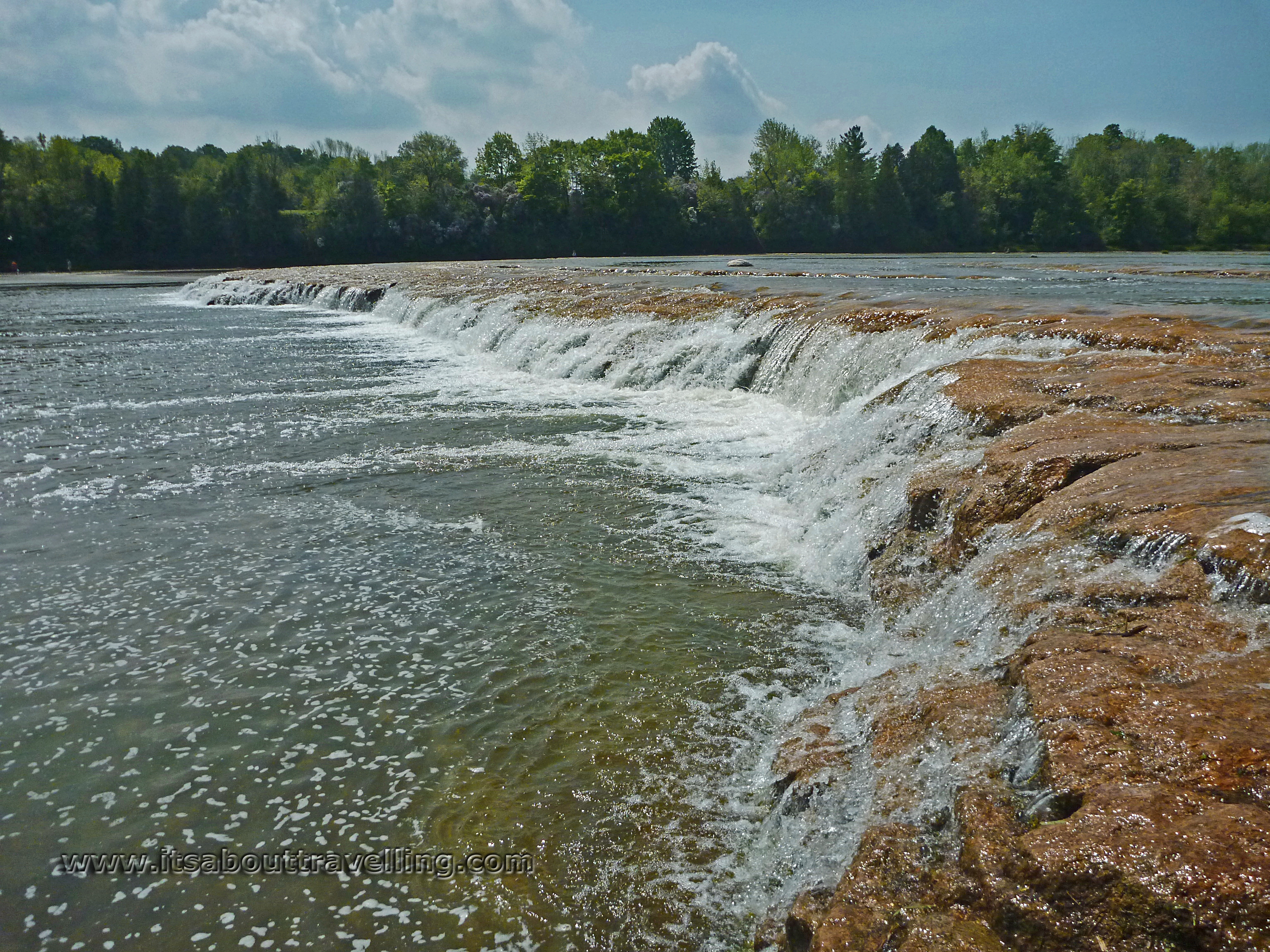 Images of Maitland Falls at Falls Reserve Conservation Area