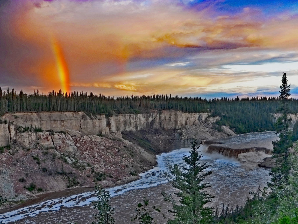 19 Great Things You Will See On A Northwest Territories Road Trip
